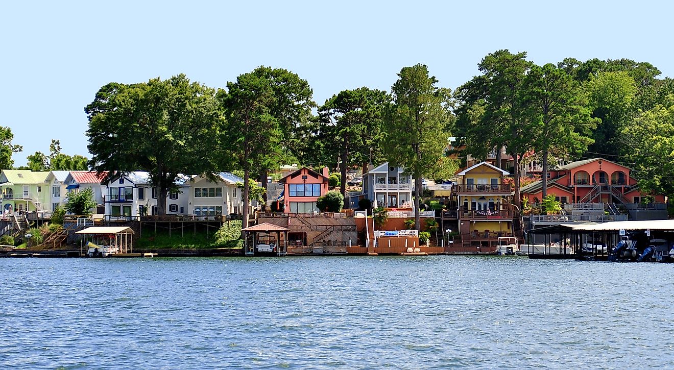 The Most Charming Lake Towns in The South - All About America