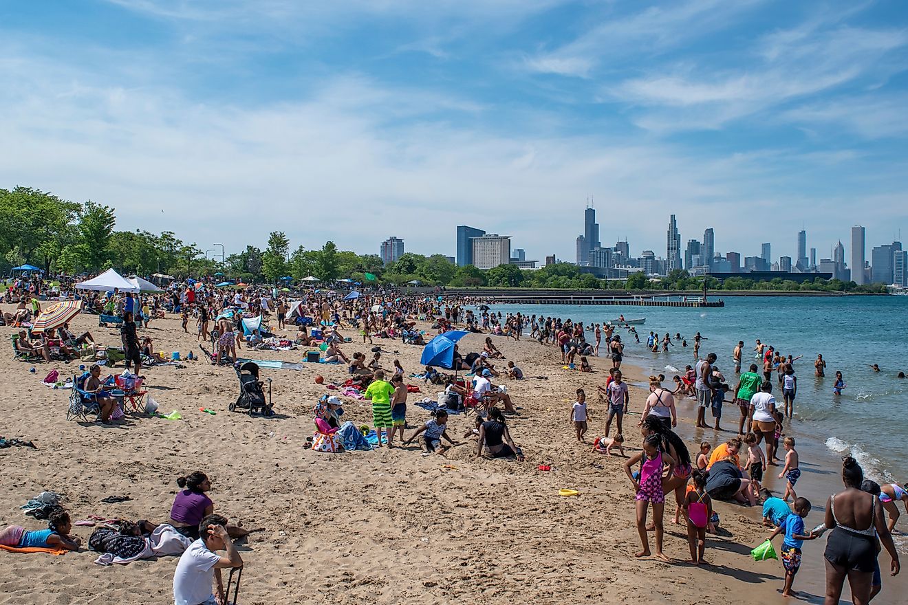 Lakefront Downtowns That Feel Like Ocean Cities - All About America